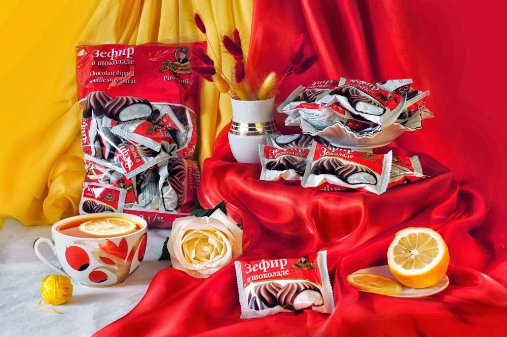 Pasta, şekerleme ve tatlı Pirojnikoff, Tambovskaya oblastı, foto