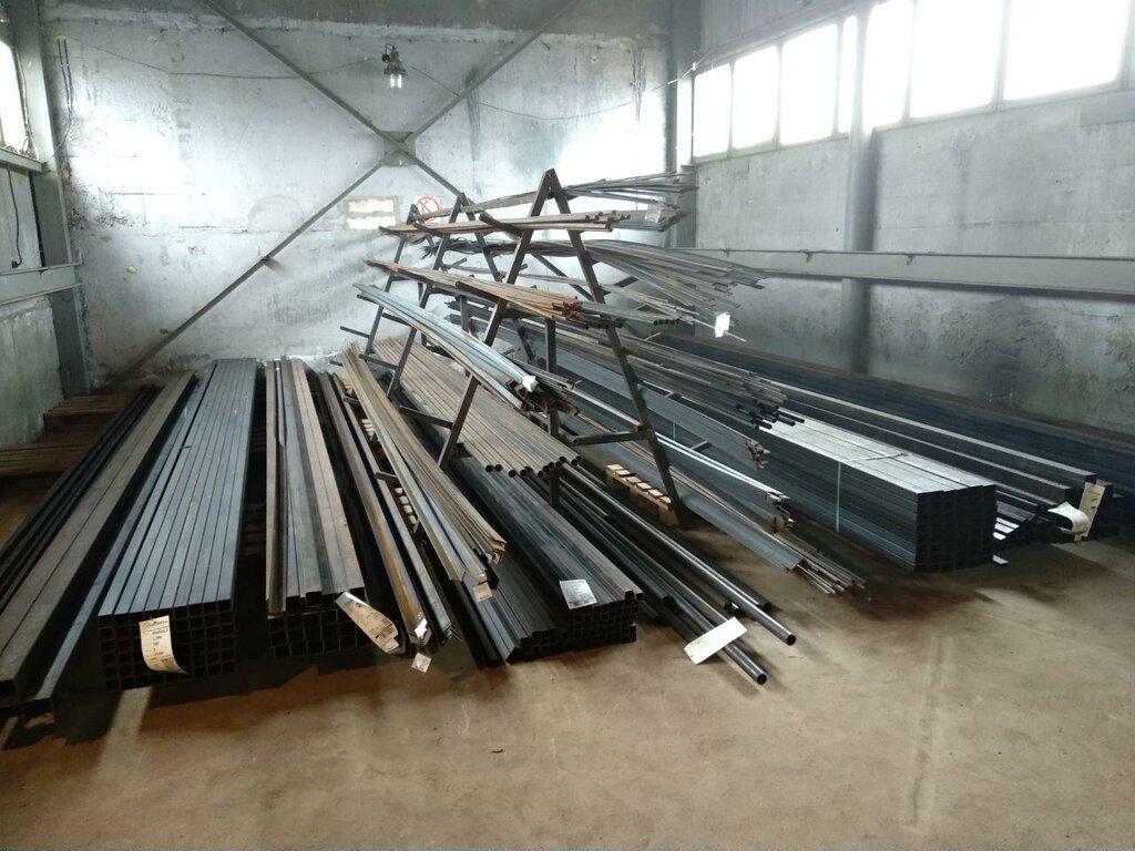 Yapı malzemeleri pazarı Металлобаза, Volozhin, foto