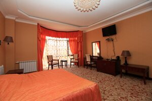 Arena City (ulitsa Polyarnikov No:52, Grozny), otel  Grozni'den