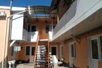 Gostevoi dom Rusalochka (Красная улица No:17), otel  Yevpatorya'dan