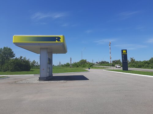 Benzin istasyonu Agzs Rodnik Nesterenki, Harkivska oblastı, foto