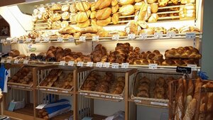 La Gourmandise (Neuchâtel, Val-de-Ruz, Centre du Village, 10), ekmek fırını  Neuchatel'den