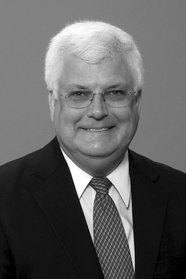 Yatırım fonu firmaları Edward Jones - Financial Advisor: Wesley R Brown, Jackson, foto