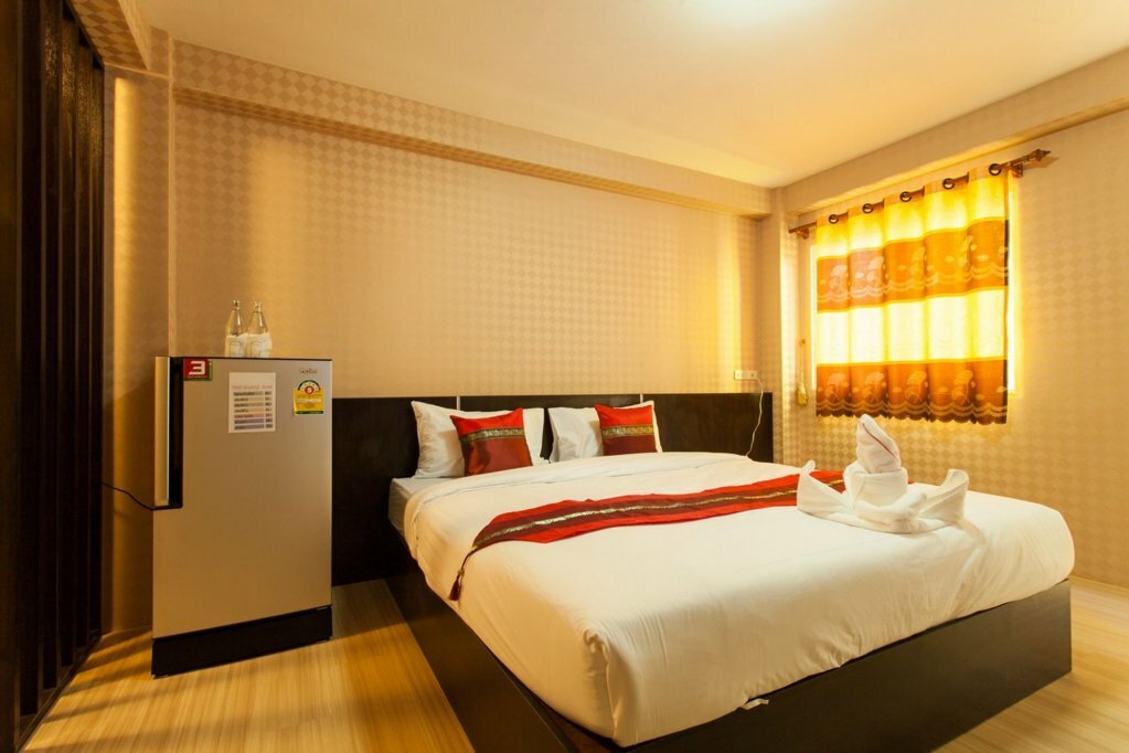 Otel Basic Line Hotel at Loikroh, Chiang Mai, foto