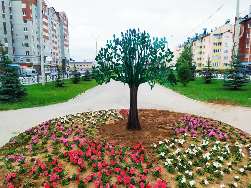 Dekorasyon ve süsleme, onur panosu Древо памяти, Neftekamsk, foto