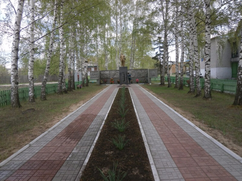 Anıt, heykel Павшим воинам в Великой Отечественной войне, Çuvaşya, foto