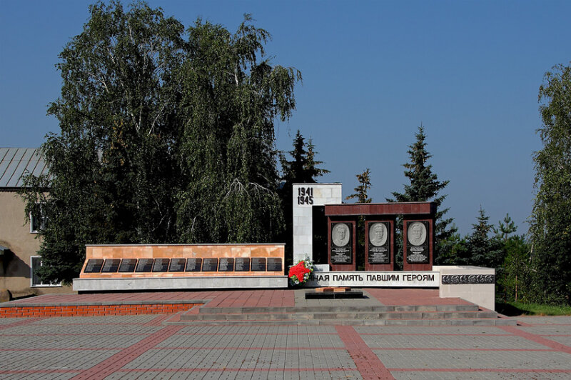 Anıt, heykel Мемориал погибшим землякам, Tambovskaya oblastı, foto