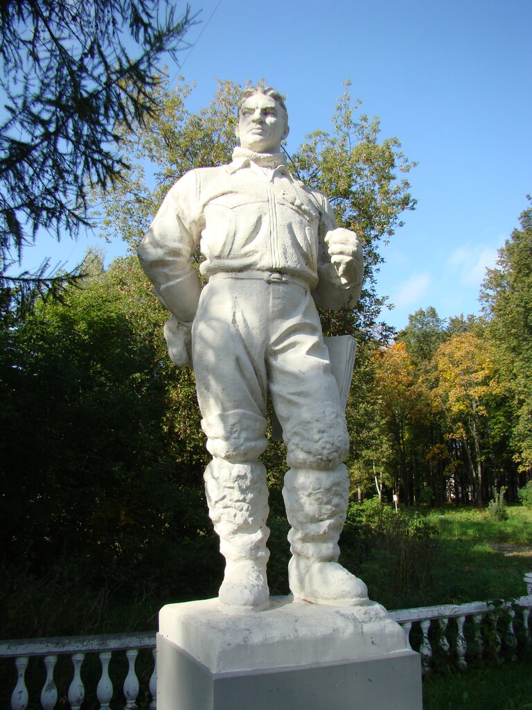 Anıt, heykel В.П. Чкалов, Rybinsk, foto