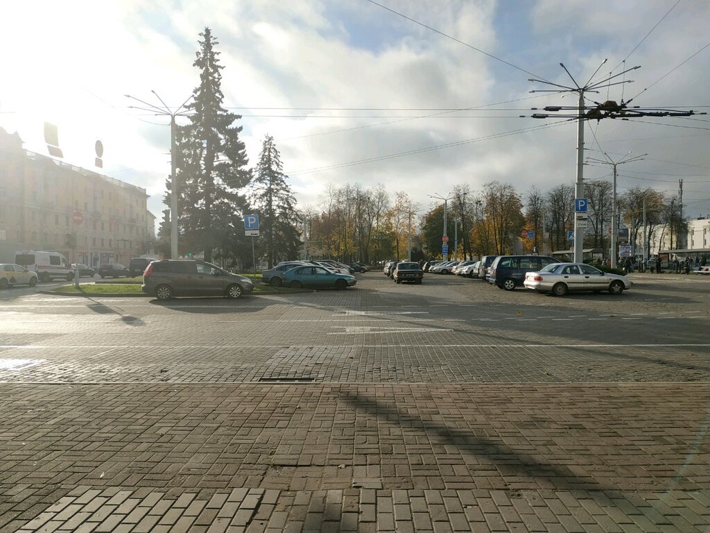 Otoparklar Car park, Vitebsk, foto