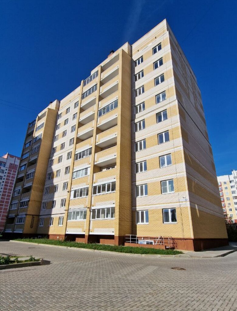 Konut blokları Близнецы, Kostroma, foto