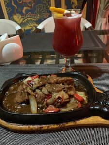 Chin-Chin (Gagarina Street No:3Б), restoran  Yarovoye'den