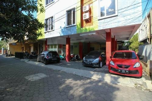 Otel RedDoorz Plus near Lippo Plaza Yogyakarta, Yogyakarta, foto