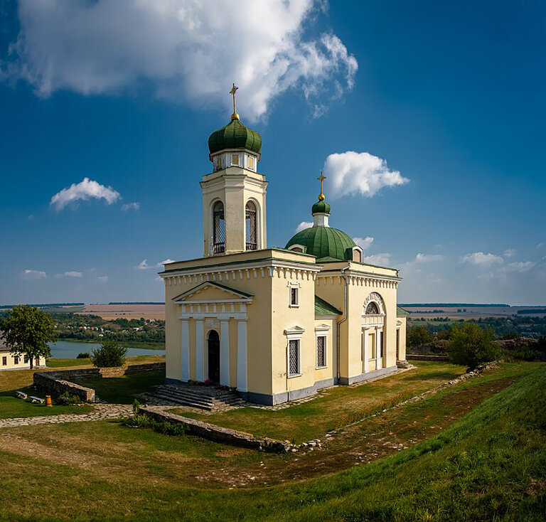 Ortodoks kiliseleri Temple Aleksandra Nevskogo, Khotin, foto