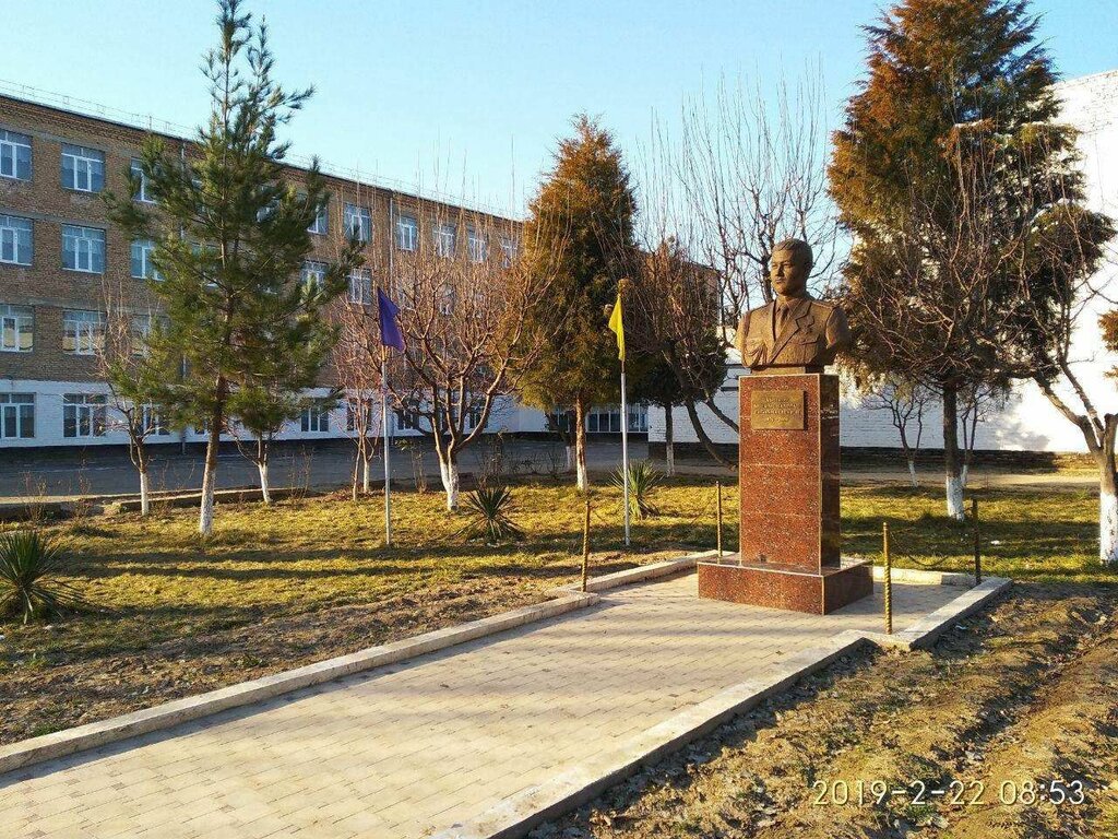 Ortaokul Shermuhammad Ashirov Ortaokulu № 28, Taşkent eyaleti, foto