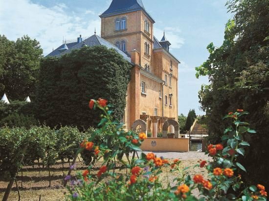 Otel Schloss Edesheim, Renanya‑Palatinate, foto