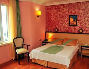 Nasa Flora Hotel (Antalya, Muratpaşa, Lara Cad., 187), otel  Antalya'dan