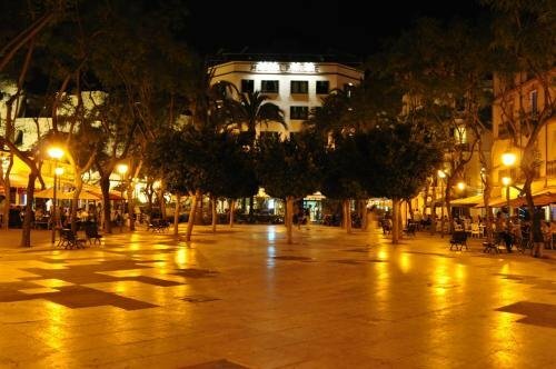 Otel Hostal Parque, İbiza, foto