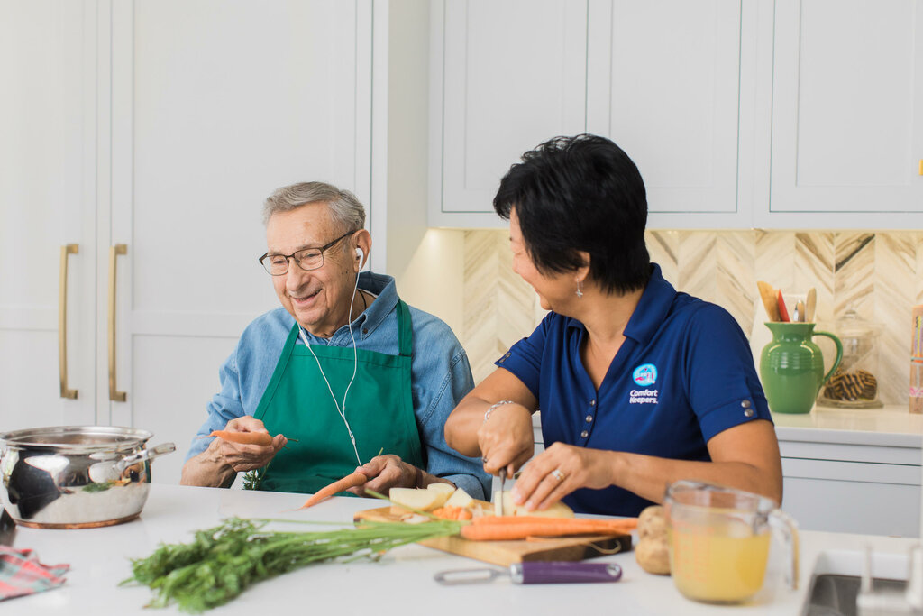Evde tıbbi yardım Comfort Keepers Home Care, Herndon, foto