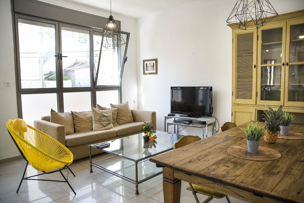 Kısa süreli konaklama Superior and Spacious Duplex in the Kerem, Tel Aviv, foto