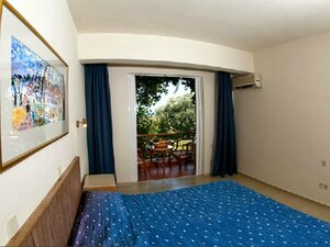 Bali Paradise Hotel (The Periphery of Crete, Village of Bali), otel  Girit'ten