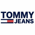 Tommy Jeans (Polyustrovskiy Avenue No:84), giyim mağazası  Saint‑Petersburg'dan