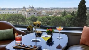 Il Giardino Ristorante (Via Ludovisi No:49), restoran  Roma'dan