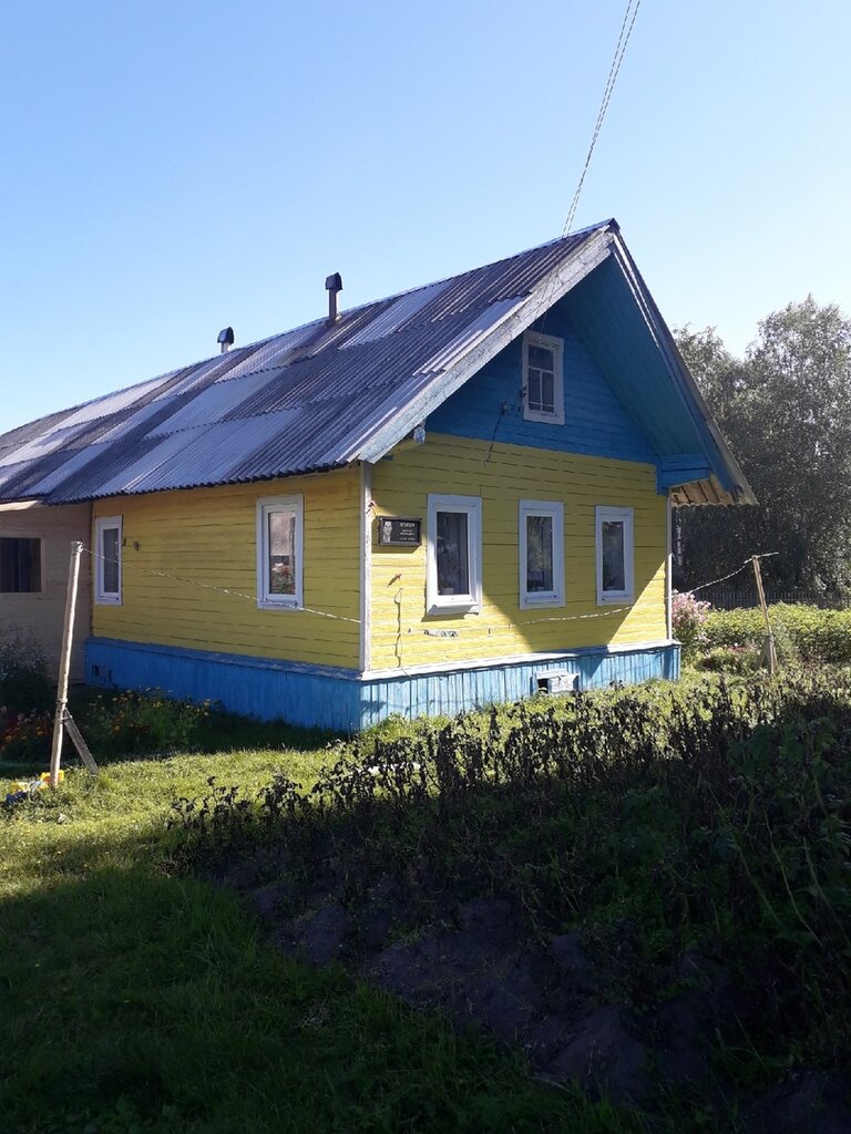 Anıt levhası, anıt taş Н.В. Кузнецову, Arhangelskaya oblastı, foto