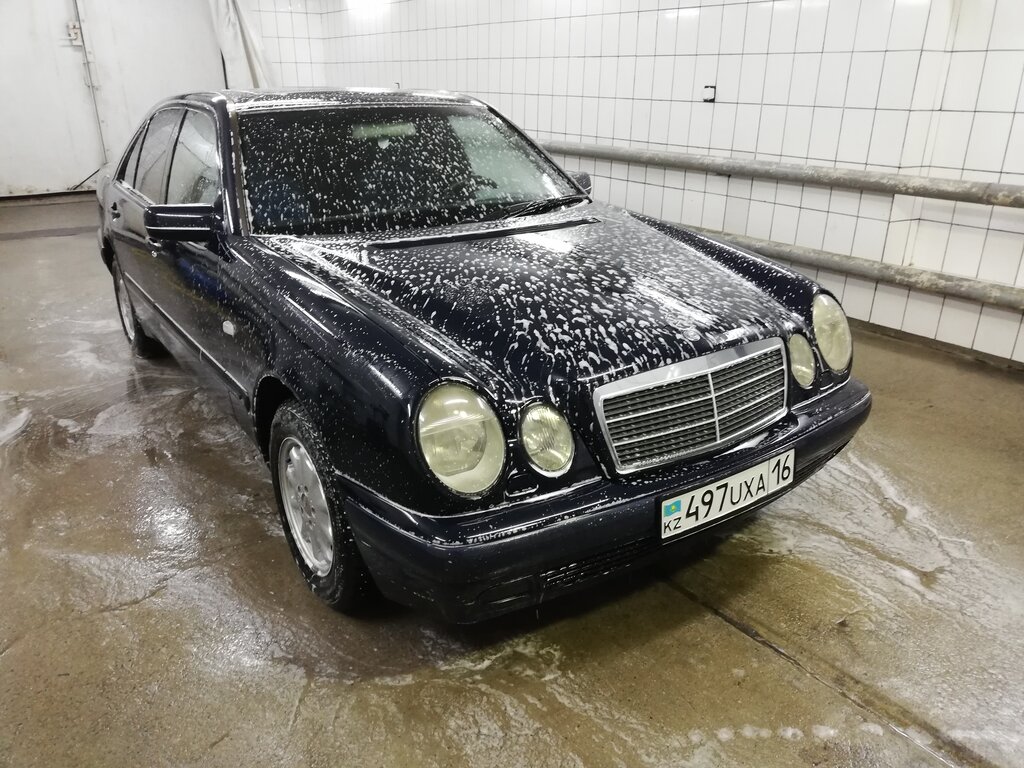 Oto yıkama Car wash, Ridder, foto