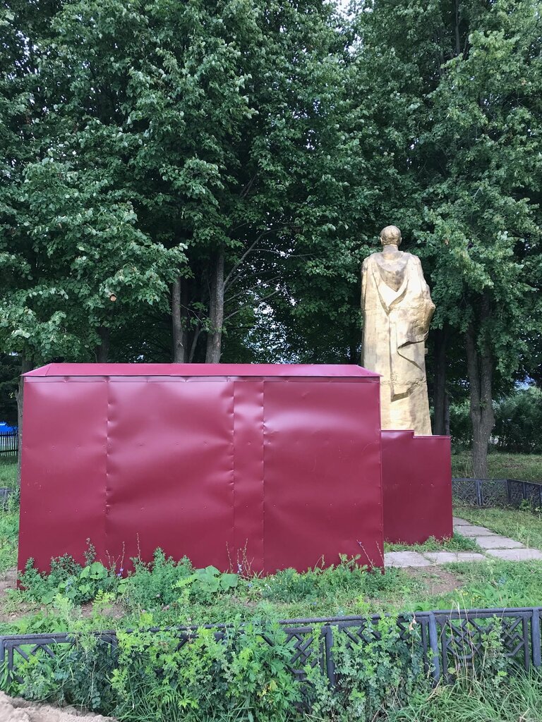 Anıt, heykel Советский солдат, Çuvaşya, foto