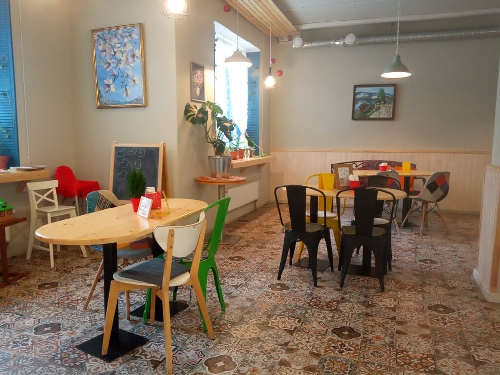 Hazır gıda satan yerler Поесть с Бешамель, Saint‑Petersburg, foto