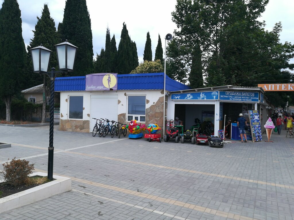 Kiralama noktası Прокат детских машин и велосипедов, Kırım Cumhuriyeti, foto