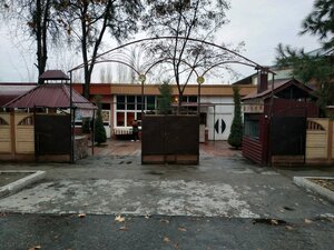 Cafe (Ferghana, Yusuf Sakkokiy ko'chasi), kafe  Fergana'dan