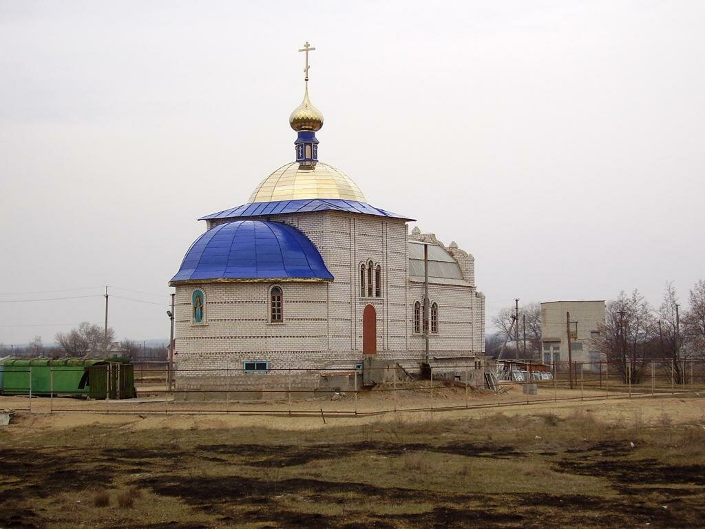 Ortodoks kiliseleri Храм в честь Покрова Пресвятой Богородицы, Lugansk Bölgesi, foto