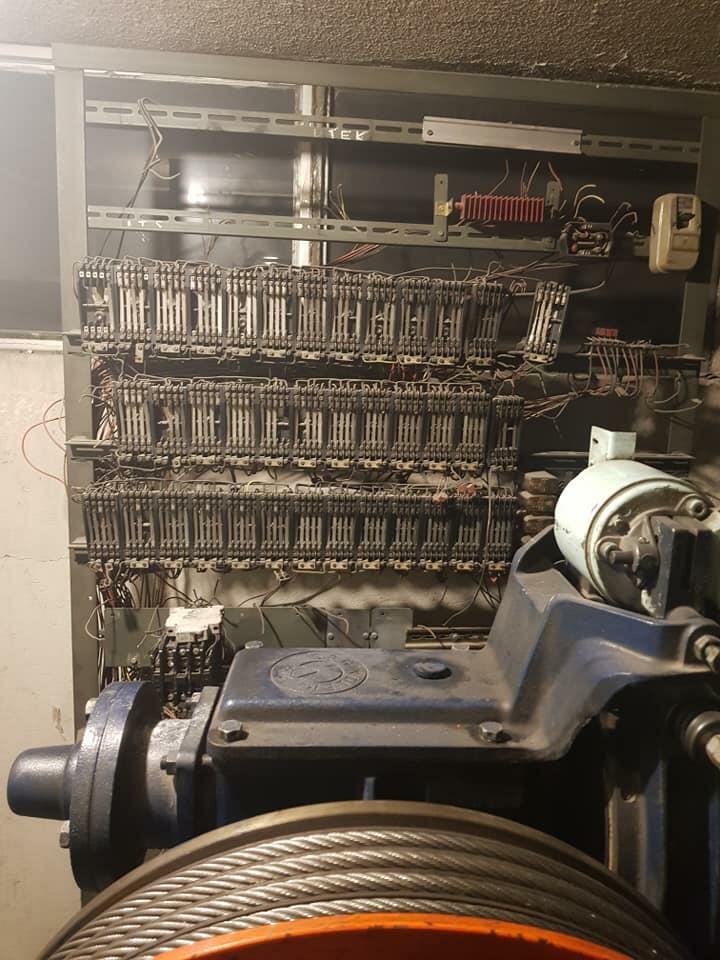Asansörler, asansör ekipmanları Eleving Ascensores, Kito, foto