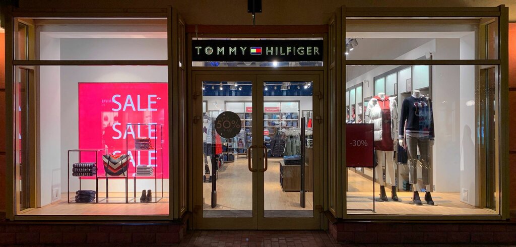 Giyim mağazası Tommy Hilfiger, Moskova, foto