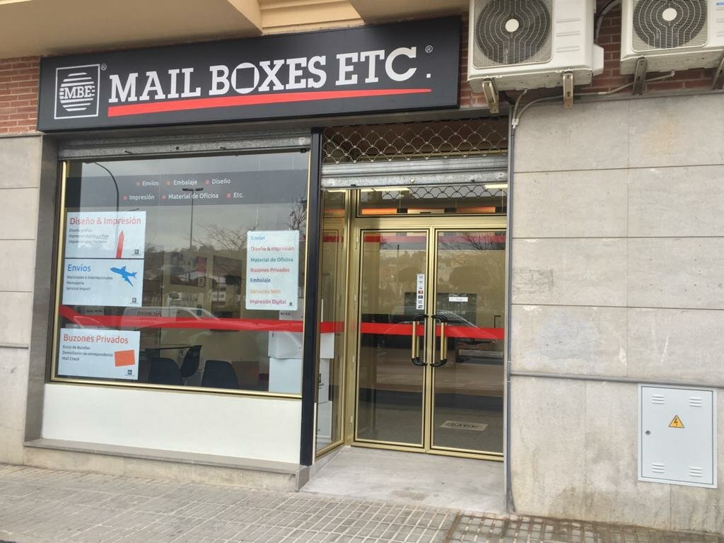Fotokopi dükkanları Mail Boxes Etc. - Centro Mbe 3056, Endülüs, foto