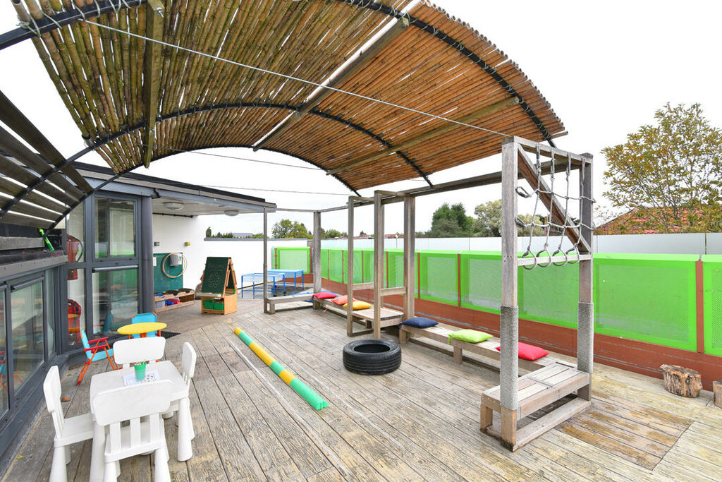 Ortaokul Bright Horizons Whetstone Day Nursery and Preschool, Londra, foto
