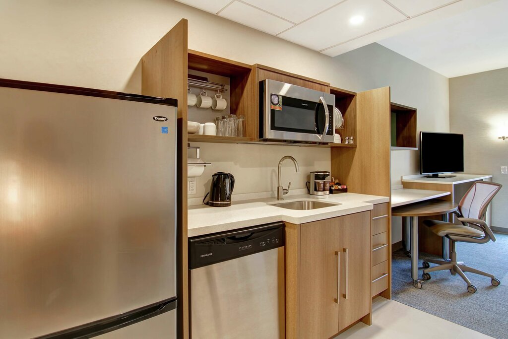 Otel Home2 Suites by Hilton Montreal Dorval, Dorval, foto