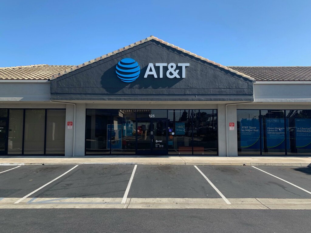 Cep telefonu ve aksesuarları satış mağazaları At&t Store, Orange, foto