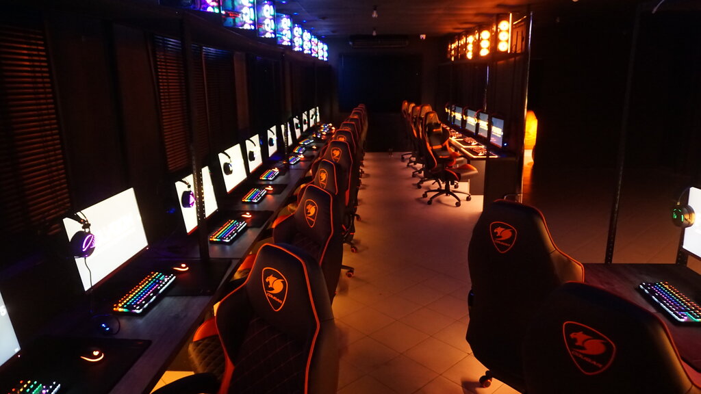 Bilgisayar kulübü Polygon Cyber Arena, Mytişçi, foto