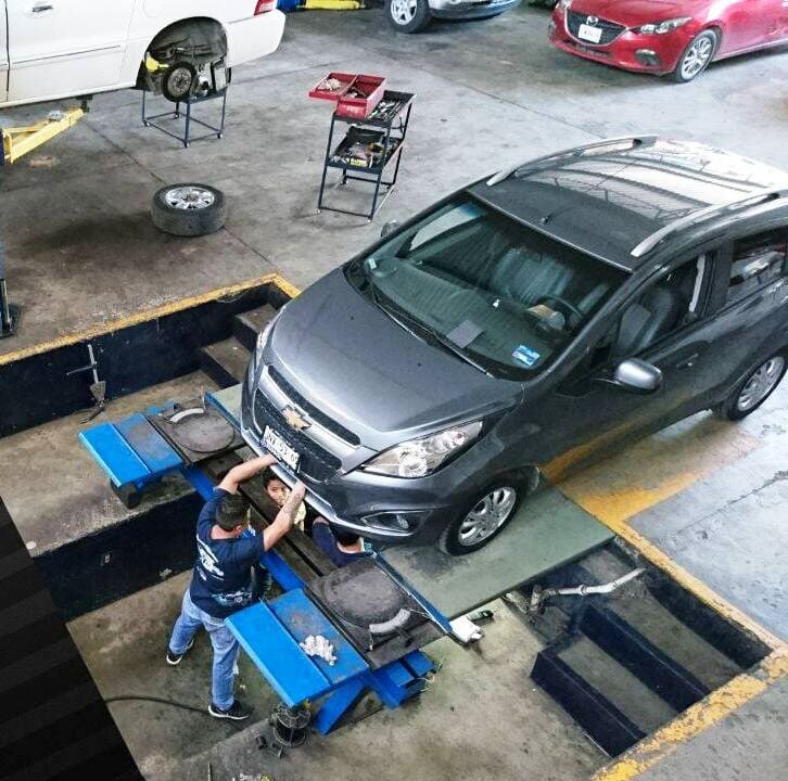 Oto kaporta Suspensión Y Frenos Chuy Torres, Puerto Vallarta, foto