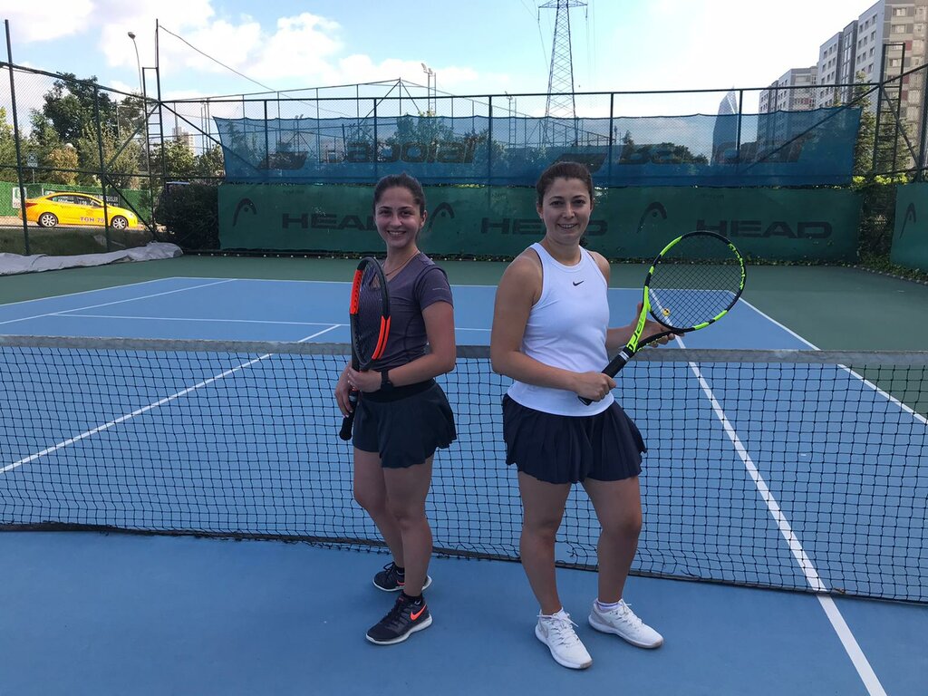 Tenis kulüpleri ve kortları Genç Tenis Akademisi, İstanbul, foto