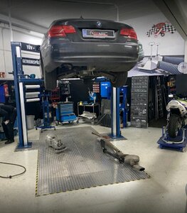 Edin Motors (Praunheimer Landstraße No:34, Frankfurt am Main, Frankfurt), otomobil servisi  Frankfurt am Main'den