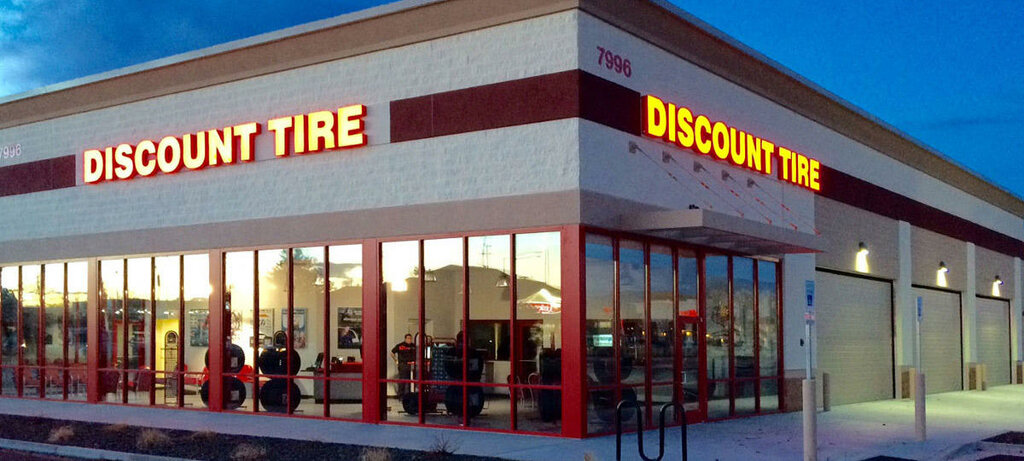 Jant ve lastikçiler Discount Tire, Boise, foto