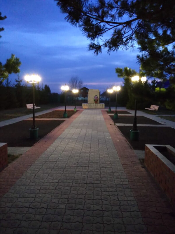 Anıt, heykel Памятник, Omskaya oblastı, foto