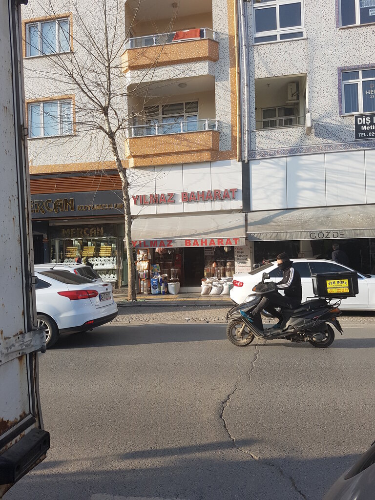 Market Yılmaz Baharat, İstanbul, foto