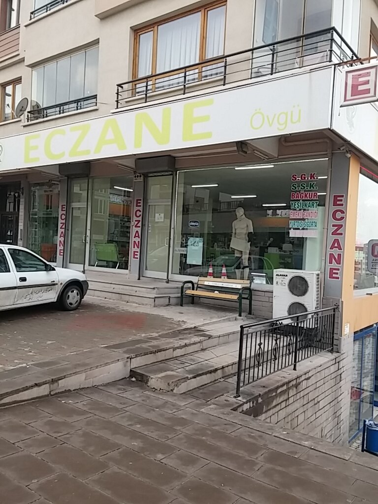 Eczaneler Övgü Eczanesi, Ankara, foto