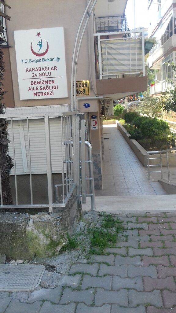 Aile sağlığı merkezi 24 Nolu Denizmen Aile Sağlığı Merkezi, İzmir, foto