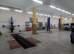 Rodale Cars (Oleksandra Halchenka Drive No:17), otomobil servisi  Dnepropetrovsk'tan