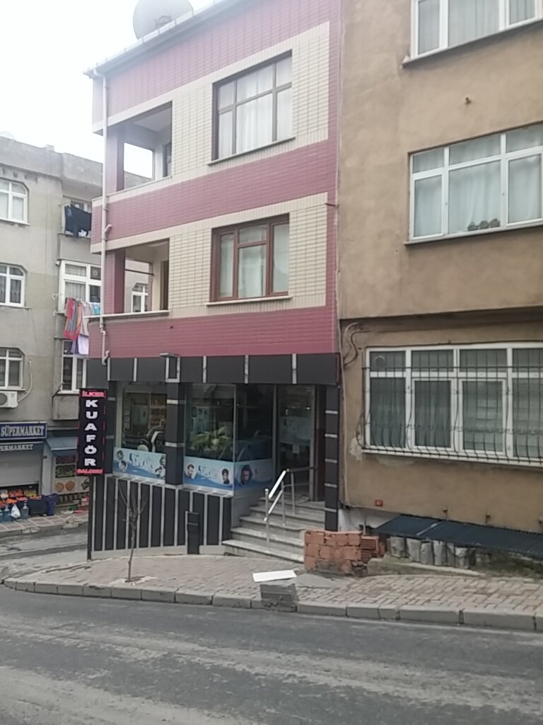 Berberler İlker Kuaför Salonu, İstanbul, foto
